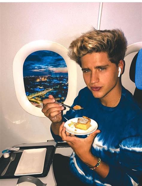 Emilio Martínez Y Tú La Hermana De Logan Y Jake Paul Emilio And