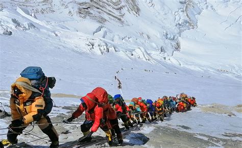 Deaths On Everest Mount Everest Astronaut Death Hvym