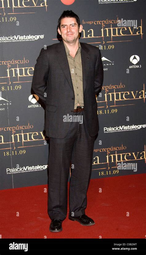 Director Chris Weitz Spanish Fan Party For The Twilight Saga New Moon
