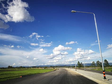 ติดตั้งระบบเสาไฟฟ้าแสงสว่าง เสาไฟถนน เสาไฮแมส โคมไฟถนน โคมไฟถนนled