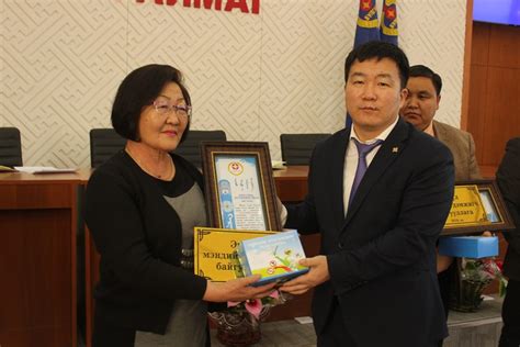 “Эрүүл мэндийг дэмжигч байгууллага өрх иргэд” шалгарлаа