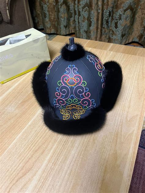 Бүх бэлдэц гарна Илүү ихийг Арьсан даалин урлацгая