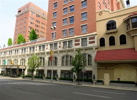 Davenport Lobby And Restaurant Picture Of The Historic Davenport