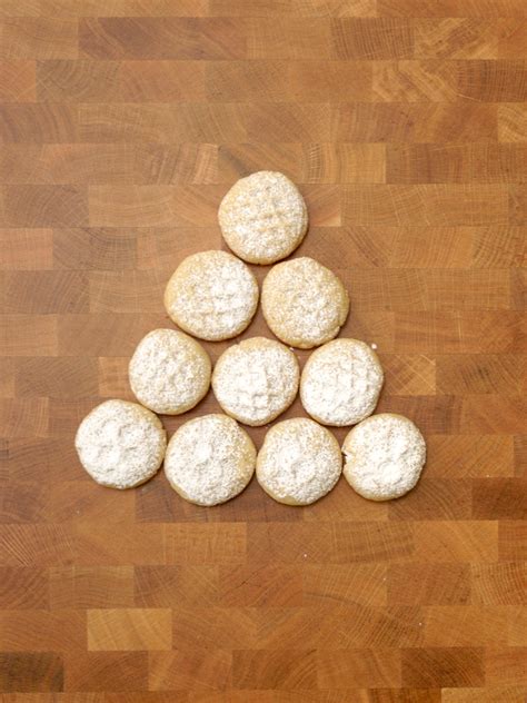 Kahk Egyptian Eid Cookies Jeanelleats Food And Travel Blog