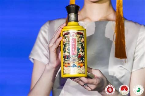 仁怀酱香酒 五大商同台推介仁怀酱酒集团全新产品矩阵 贵州省仁怀市酱香酒酒业有限公司