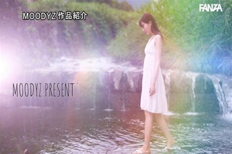 Midv 604 新人 夢はアイドル衣装デザイナー専属鈴音まゆavデビュー 昭和顔の9頭身 超敏感スレンダー現役女子大生 Post6 無料av動画