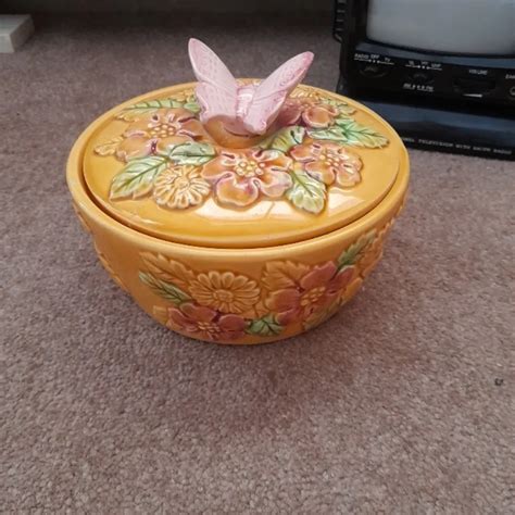 کمدا قیمت و خرید شکلات خوری ژاپنی قدیمی