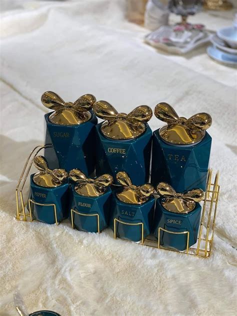 Гоё айл гэрийн эзэгтэй