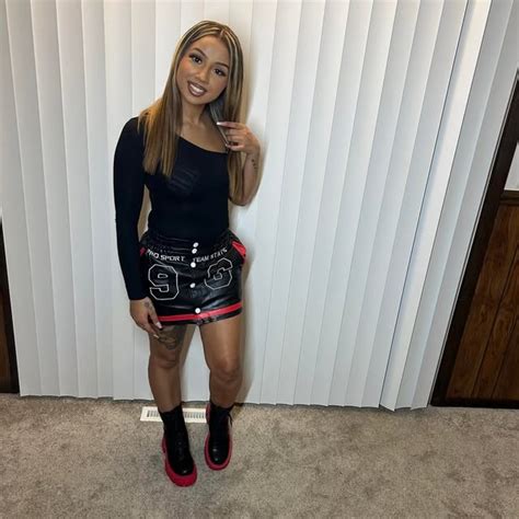 R Ieana Marie Rieana Marie Threads Say More