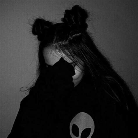 100 Sad Profile Pictures