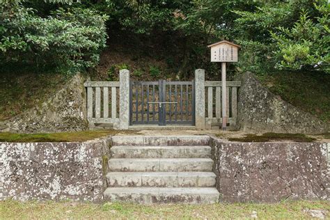 岩坂陵墓参考地 新陵墓探訪記