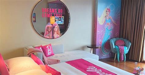 รวมรูปภาพของ Barbie 2023 นี้ โฟร์ ศกลรัตน์ แต่งเป็นบาร์บี้ เป๊ะทุกชุด