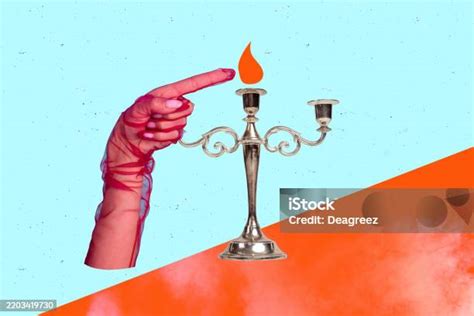 합성물 삽화 3d 이미지 콜라주 손 착용 글래머 장갑 검지 손가락 라이터 화재 화상 촛대 왁스 조명 고대의에 대한 스톡 사진 및 기타 이미지 Istock