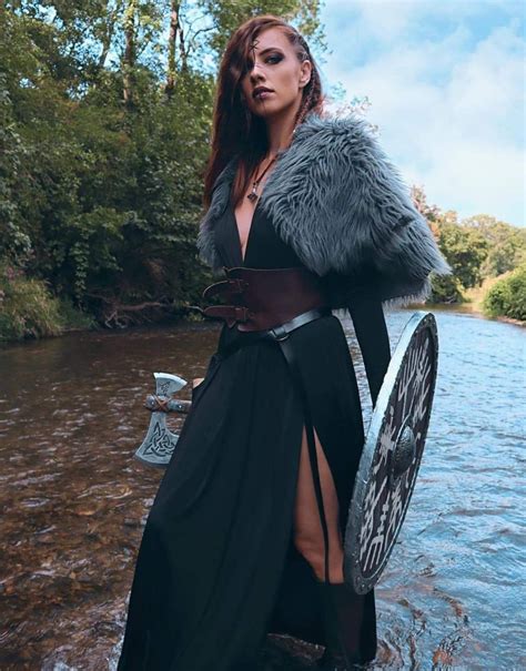 Pin By Amber Birner On Vikings Viking Halloween Costume Vikings