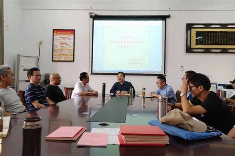 【不忘初心、牢记使命】杨发建到政治与法律学院调研思想政治教育专业学科建设 上饶师范学院