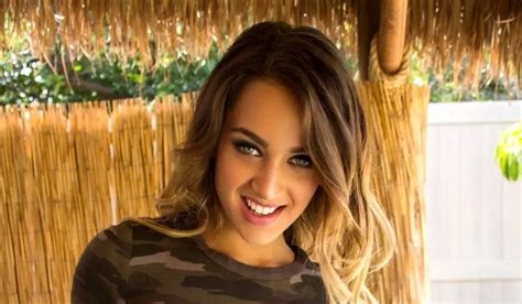 Uma Jolie Biography Age Height Weight Career Wiki Net Worth Celebrity Jihad