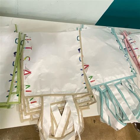 오늘 한국관광공사 부산지사에 납품 하고 왔어요 대한민국 디자인스튜디오 모해