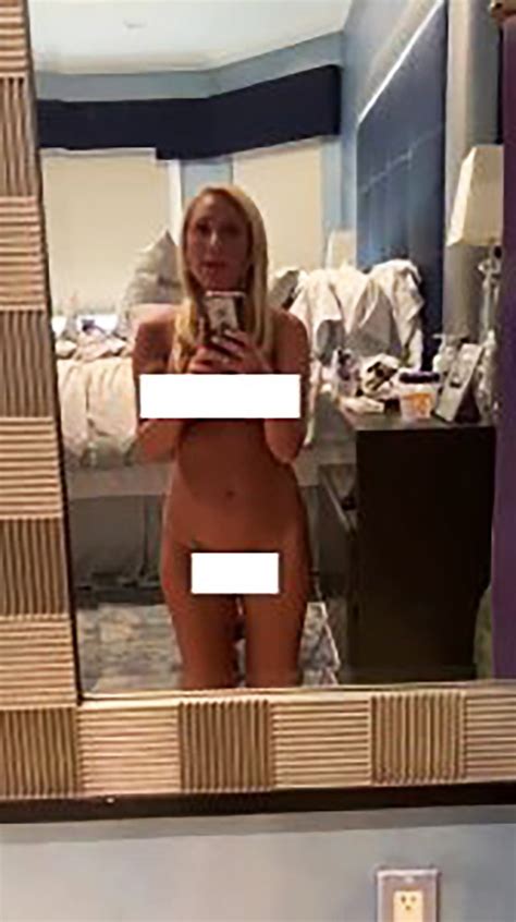 Nikki Glaser Nude Photos And Videos Celeb Masta