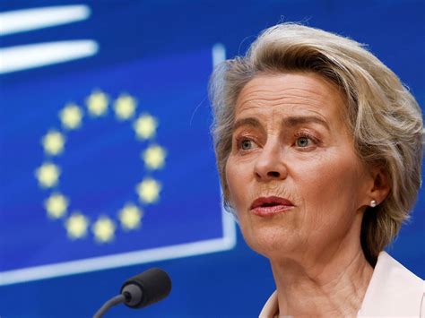 Урсулу фон дер Ляйен высмеяли за акцию в поддержку Украины Интернет Интернет и СМИ