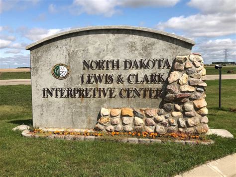 North Dakota Lewis And Clark Interpretive Center Ideal Rv Short Stop Rest Area Rv Travel