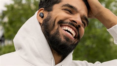 Itwire The Bose Quietcomfort Ii Earbuds Are The Tiny Powerful Anc Buds That Deserve To Be Heard