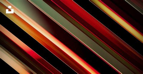 빨간색과 녹색 줄무늬가 있는 검은색 배경 사진 Unsplash의 무료 추상적인 이미지