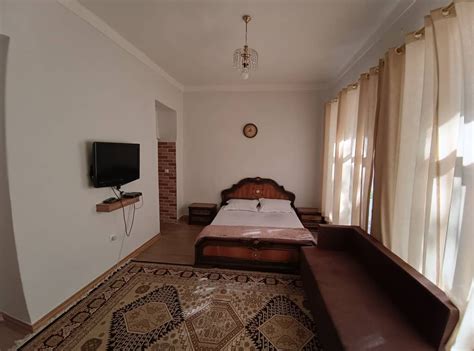 خانه پدری ۱ واحد شمعدانی بوم گردی در کرمانشاه جاباما