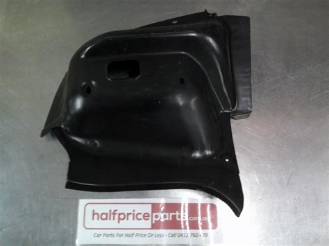 Holden Ts Astra Sedan Genuine Left Hand Tail Light Side Panel Mounting