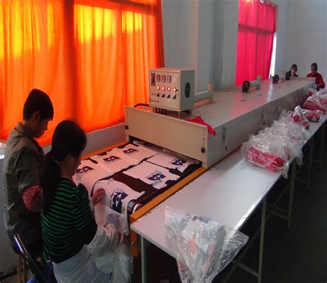 섬유 터널 건조기 티셔츠 컨베이어 벨트 건조기 섬유 인쇄 재료 컨베이어 벨트 자동 터널 건조기 Buy 터널 건조기자동 실행 컨베이어섬유 인쇄 재료 건조기