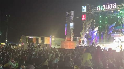 เอิ้นน้องใส่หม้อนึ่ง หลงมนต์คนสีซอ น้องมานะ น้องต้นน้ำ น้องฟิล์ม น้องชูใจ สาวน้อยเพชรบ้านแพง