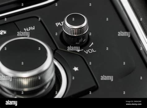 Réglage Du Volume Du Système Audio De La Voiture Bouton Radio Fm Dans Le Panneau De La Voiture