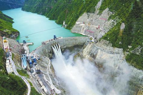 重力坝和拱坝的优缺点 重力坝和拱坝的区别 重力坝的是什么 大山谷图库
