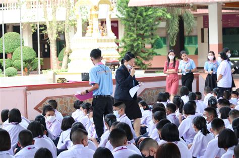 โรงเรียนกาญจนาภิเษกวิทยาลัย นครปฐม พระตำหนักสวนกุหลาบมัธยม Added 120 New Photos To The Album