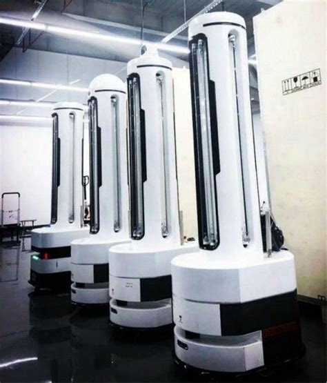Ultraviolet Disinfection Uv Light Robot 360 Degree Radiation Automatic Charging