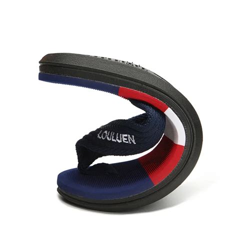 고품질 브랜드 핫 세일 플립 플롭 남성 여름 비치 슬리퍼 패션 통기성 캐주얼 야외 이유트렌드