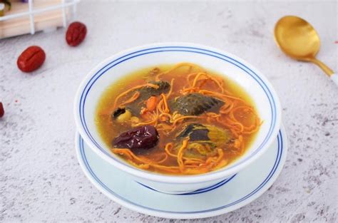 虫草花乌鸡汤的家常做法 虫草花乌鸡汤的做法 味游美食网