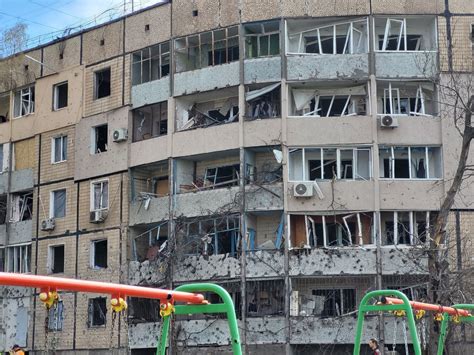 У Кривому Розі зросла кількість постраждалих від російської атаки по житловому кварталу Читайте