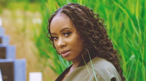 Desarae Dees Album Adventure Illustrates The Freeing Nature Of