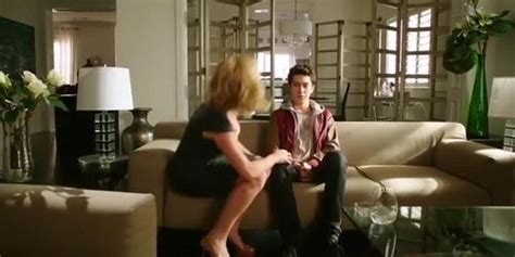 Elisabeth Shue Behaving Badly