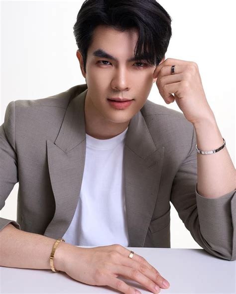 ปักพินโดย Nui โปโปเฮียมาย ใน นิตยสารมายอาโป ในปี 2023