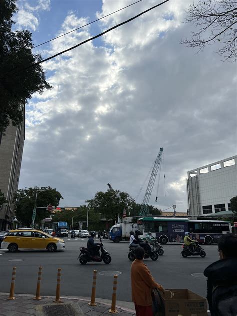 Ariwanes🌈 On Twitter 捷運圓山站完工通車25年，終於要蓋點什麼東西了