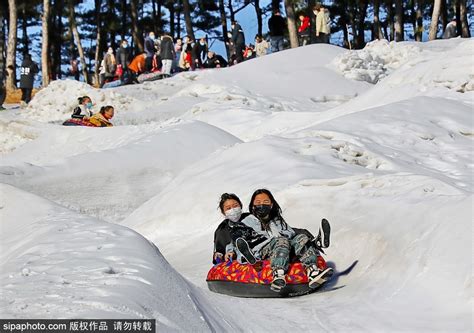 秦皇岛假期冰雪乐开怀
