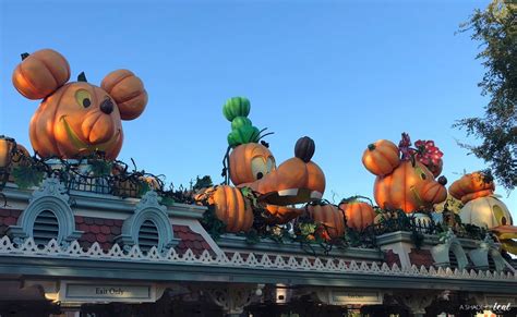Mickey S Halloween Party At Disneyland Artofit