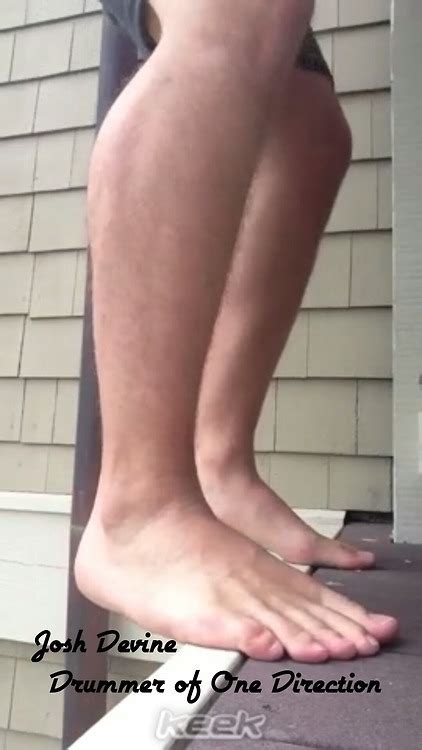 Josh Devines Feet