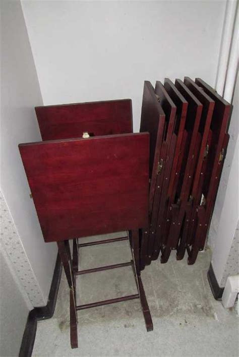 8 Interlocking Tables