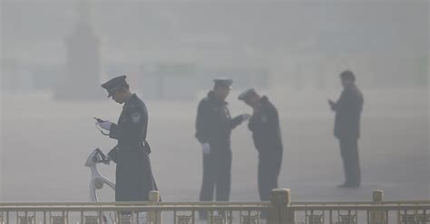 李克强遗体火化前夕 北京如临大敌 交通管控措施 北京八宝山 天安门 新唐人电视台