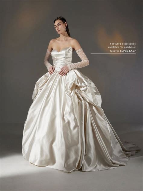 Devonne By Pronovias Privee — Bridal Rogue Gallery