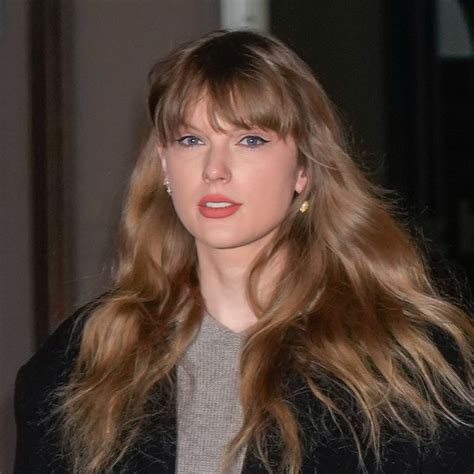 How Working With Taylor Swift Was Different Than Dita Von Teese