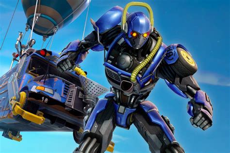Do You Guys Think Battle Bus Is An Autobot Or A Deception Imo He Looks Like Hes Committed War