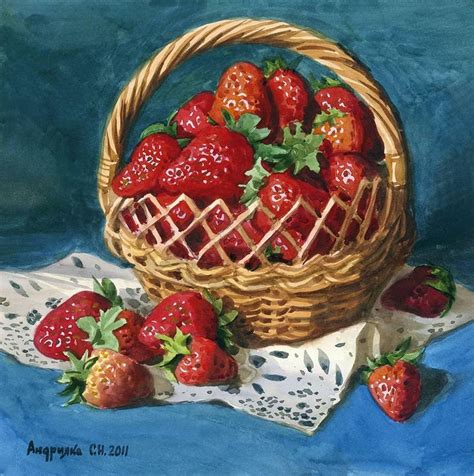 Клубника в корзине